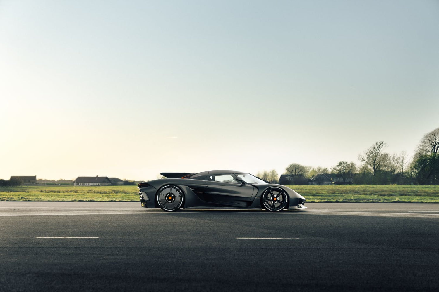 KOENIGSEGG JESKO ABSOLUT SHATTERS 0-400-0 KM/H WORLD RECORD – TheArsenale
