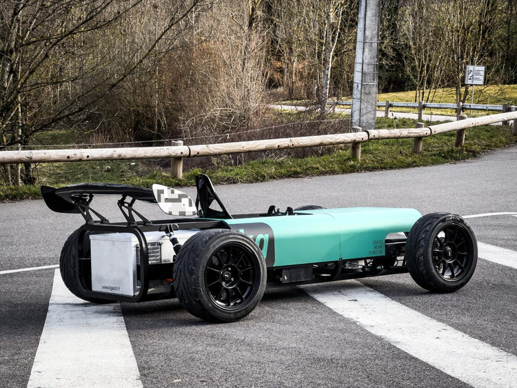 "LE TUBE": A FUN AND PLAYFUL ELECTRIC CAR FOR TRACK USE ONLY – TheArsenale
