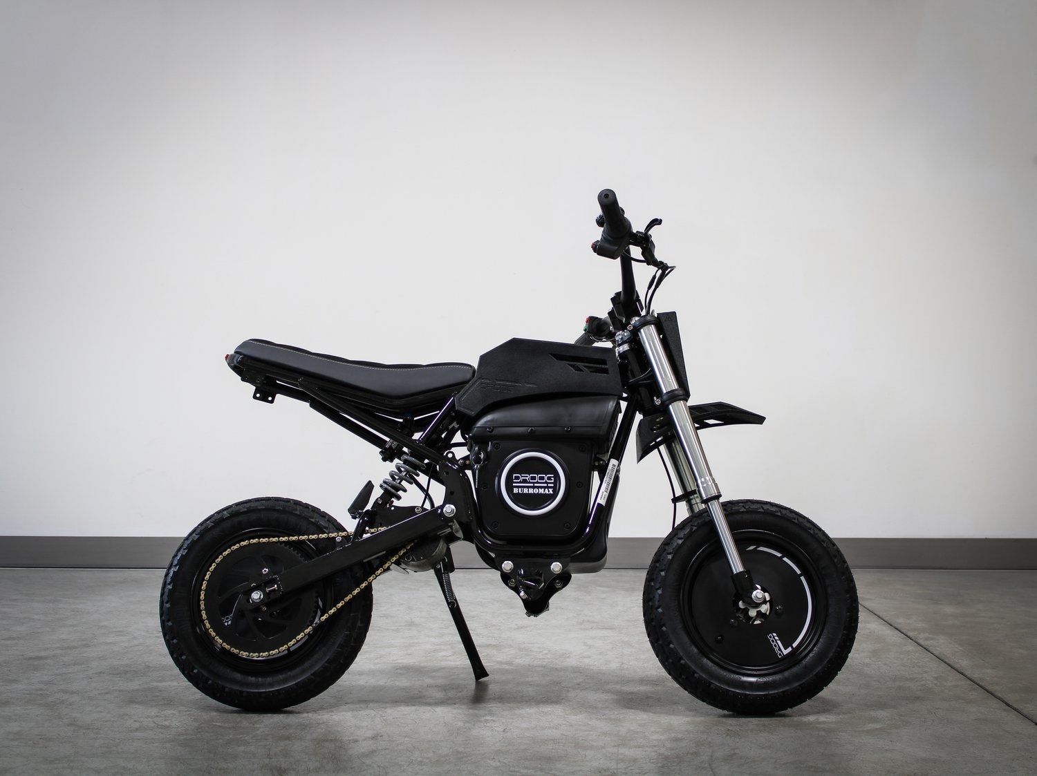 THE DROOG X BURROMAX TT1600R IS A MINI POWERHOUSE ON WHEELS – TheArsenale