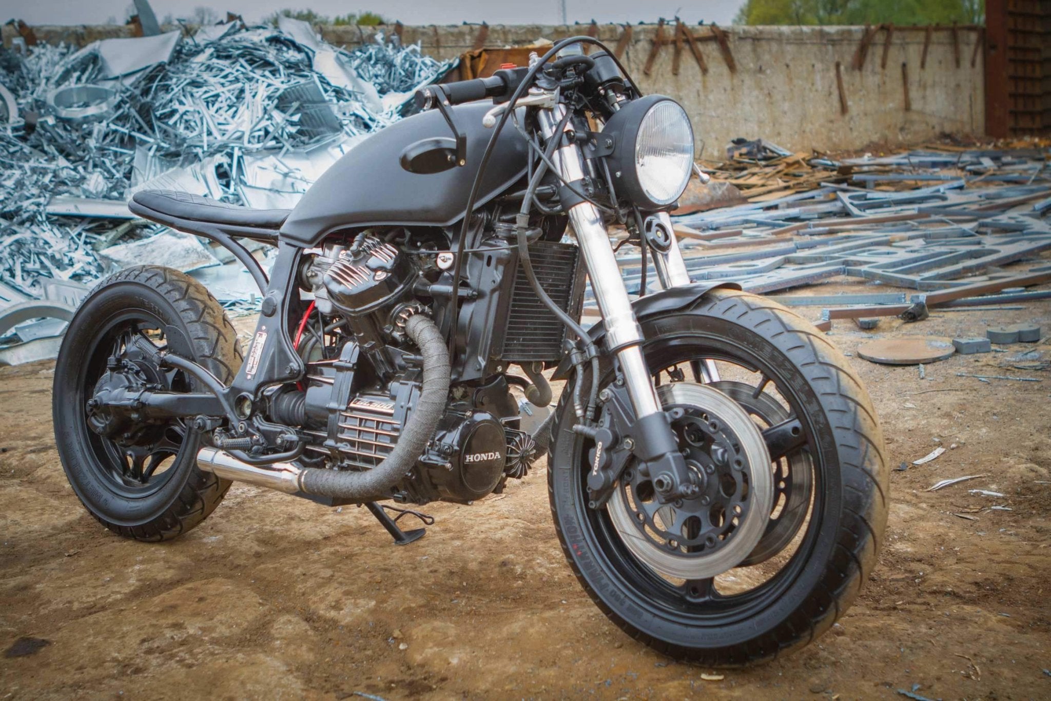 Honda GL500 "Black Beauty" by Ugly Motors - TheArsenale